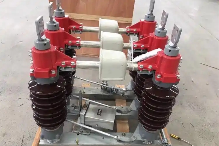 Circuit Breakers vs. Disconnect Switches: A Complete Guide - Weisho Electric Co., Ltd.