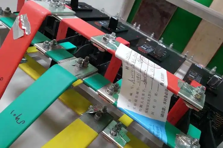 Busbar Design Standards for LV and MV Switchgear: IEC to ANSI Guide ...