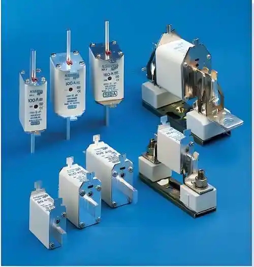 What Is a Fuse Breaker Difference Between Fuses and Breakers - Weisho ...