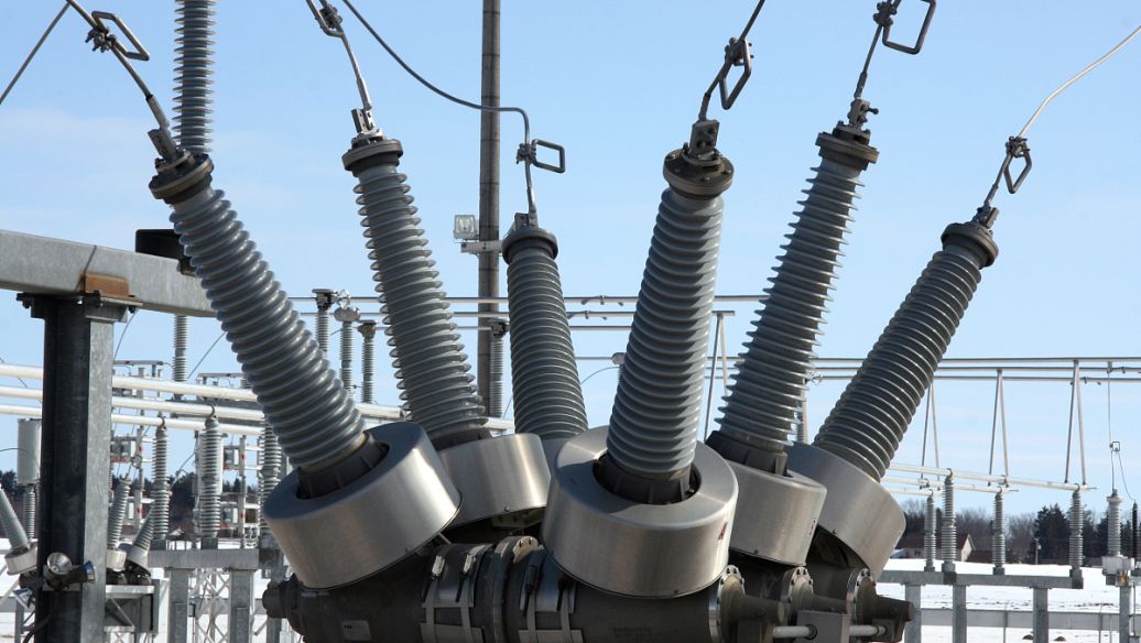 What Is a Surge Arrester Working Principle Types and Uses - Weisho ...